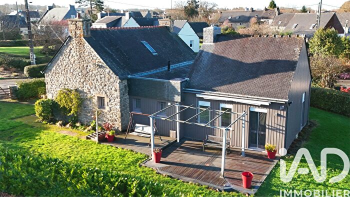 Maison à vendre - Rostrenen - 7 pièces - 5 chambres