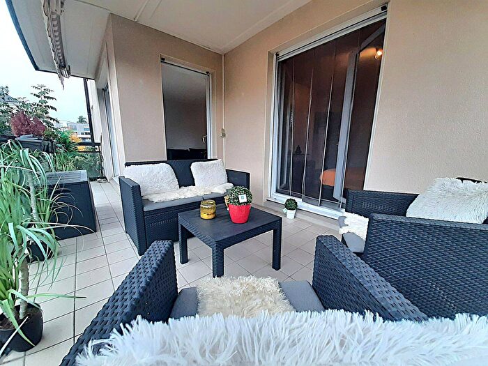 Centre, Ferney-Voltaire - Appartement 4 pièces à louer