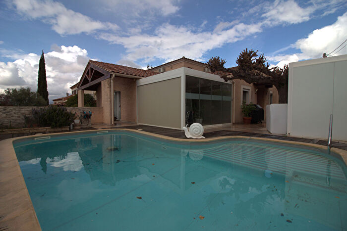 Maison à vendre - Marseille e , Saint-Loup - 6 pièces - 4 chambres