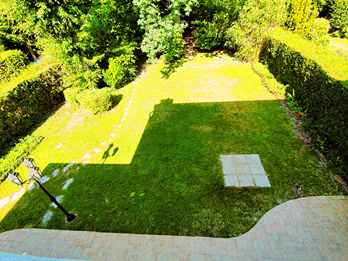 Maison à louer - Roissy-en-Brie, Ascott, Verger, Avenir - 6 pièces - 5 chambres
