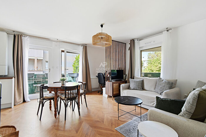 Appartement 2 pièces à Saint-Germain-en-Laye, Coteaux du Bel-Air, Maison-Verte, à vendre