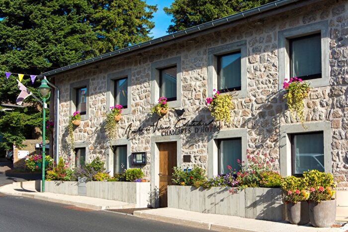 Maison 7 pièces à Saint-Bonnet-le-Froid, à vendre