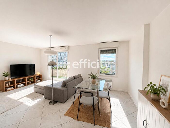 Appartement 2 pièces à vendre - Villeurbanne, Les Poulettes