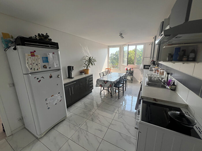 Appartement 4 pièces à louer - Champs-sur-Marne, Bois de Grâce