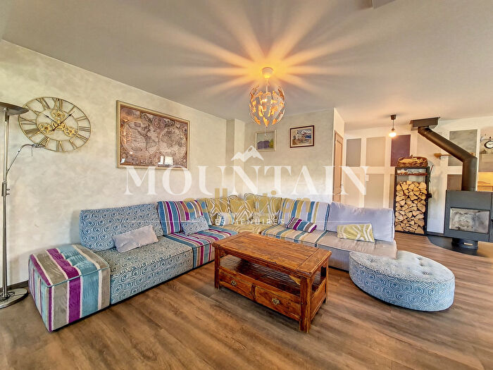 Maison à vendre - Saint-Jean-de-Belleville - 5 pièces - 3 chambres