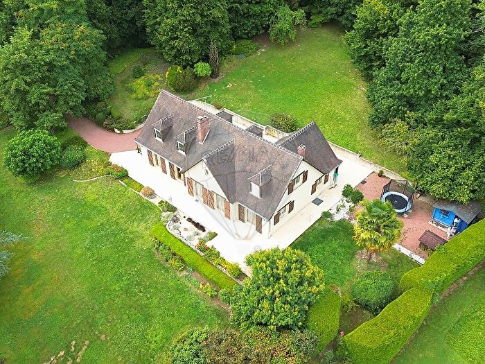 Maison à vendre - Senlis, Villevert - 8 pièces - 4 chambres