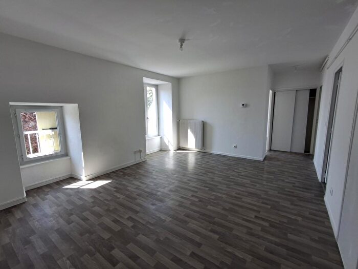 Appartement 4 pièces à louer à Marcilloles