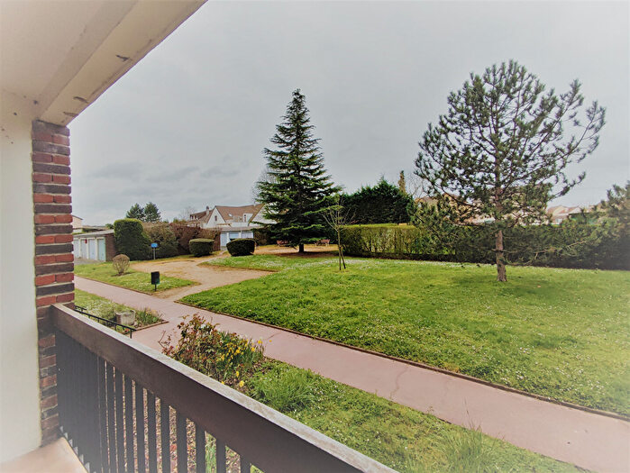 Appartement 3 pièces à Mantes-la-Jolie, Gassicourt, à louer