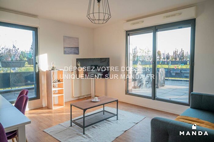 Appartement à louer - Franc Moisin-Bel Air, Saint-Denis - 5 pièces - 4 chambres