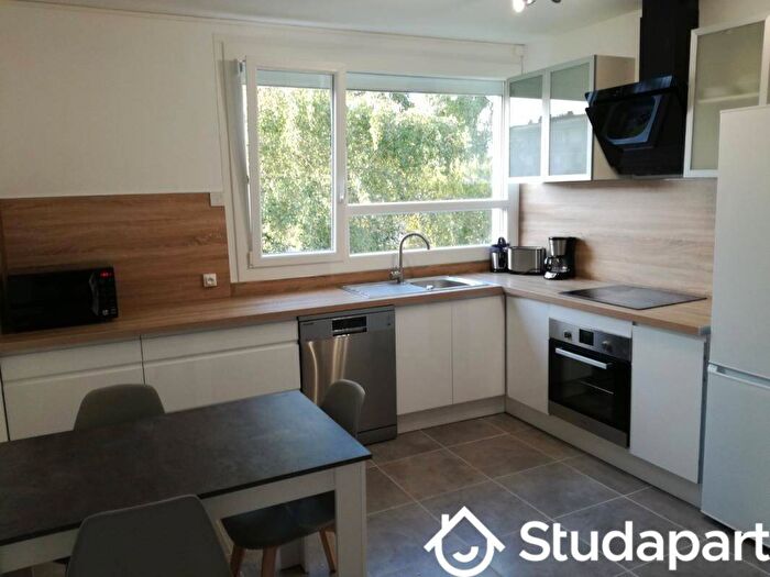 Appartement à louer - Monplaisir, Angers - 1 pièce - 2 chambres