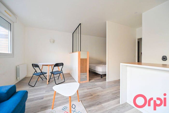 Appartement 1 pièce à louer à Hauts d'Asnières-Métro, Asnières-sur-Seine