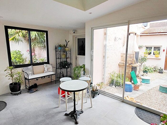 Maison à vendre - Ligny-le-Châtel - 4 pièces - 1 chambre