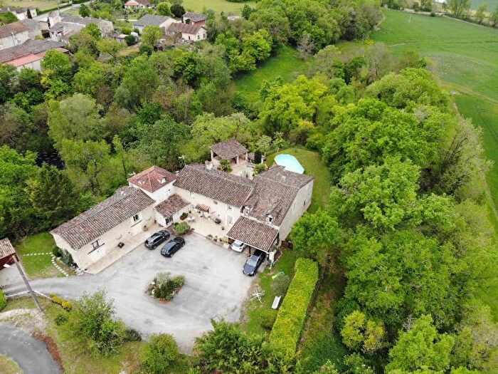 Maison à vendre - Montels - 7 pièces - 7 chambres