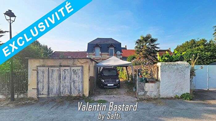 Maison 6 pièces à vendre à Chisseaux