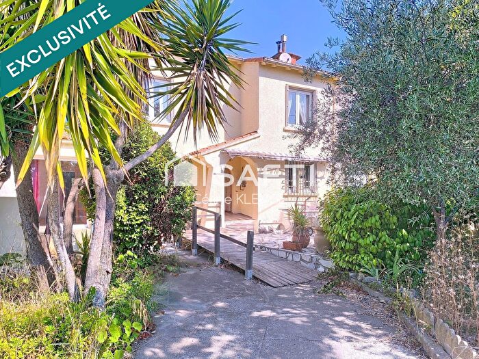 Maison à vendre - Béziers, Champ de Mars - 5 pièces - 4 chambres