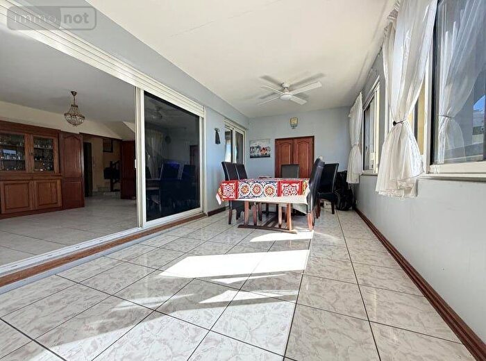 Appartement 5 pièces à vendre à Saint-Denis, Providence, Les Camélias