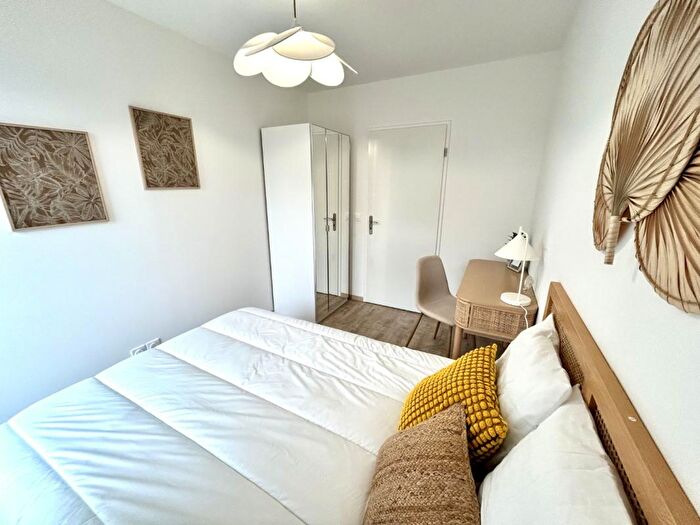 Appartement à louer - Émerainville - 1 pièce - 3 chambres