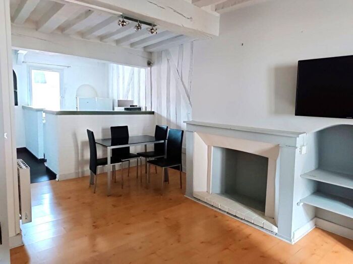 Appartement 2 pièces à louer - Saint Germain-Hôtel de Ville-Saint Pierre, Auxerre