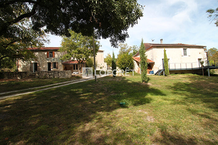 Celles - Maison 8 pièces à vendre