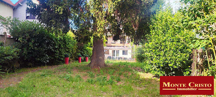 Maison à vendre - Le Chesnay - 7 pièces - 5 chambres