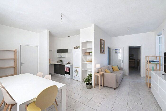 Appartement à louer - Centre, Segré-en-Anjou Bleu - 2 pièces - 1 chambre