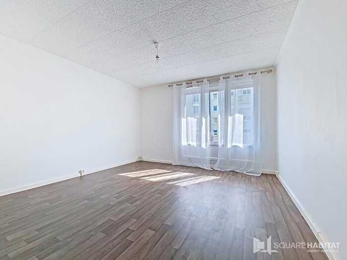 Appartement à louer - Quartiers Nord-Ouest, Villejean - 4 pièces - 3 chambres