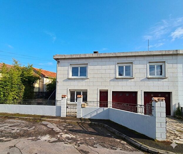 Maison à vendre - Alès, Prairie, Promelles, Fb du Soleil - 8 pièces - 6 chambres