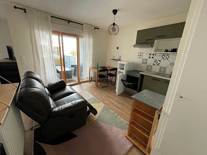 Appartement à louer - Bordeaux - 2 pièces - 1 chambre