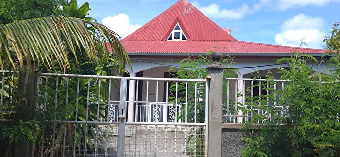 Maison à louer - Capesterre-de-Marie-Galante - 5 pièces - 4 chambres