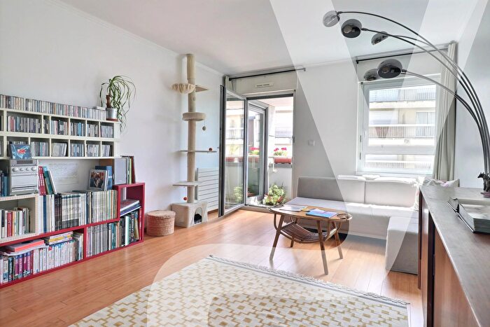 Appartement 3 pièces à Paris 20ème, Gambetta, à vendre