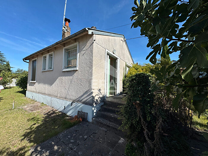 Maison à vendre - Saint-Jean-de-la-Ruelle, Gambetta, Madeleine, Dix Arpents, Clos Neuf - 3 pièces - 2 chambres