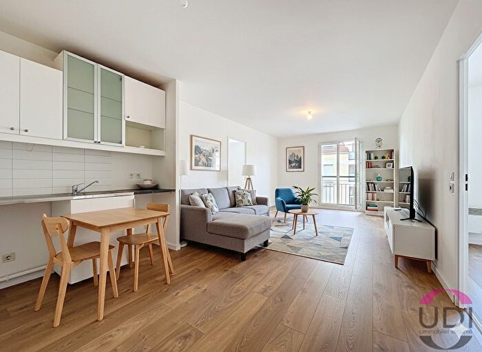 Appartement à vendre - Corbeil-Essonnes, Nacelle, Papeterie - 3 pièces - 2 chambres