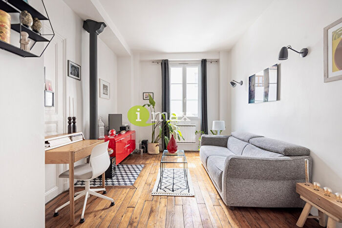 Appartement 2 pièces à vendre à Clichy, République, Victor Hugo