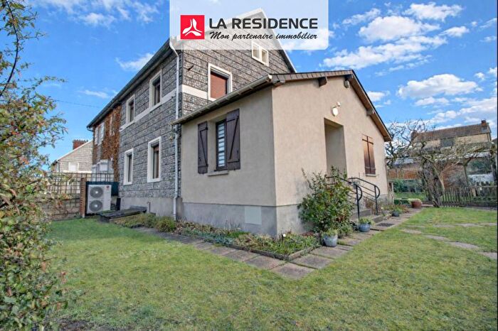 Maison à vendre - Saint-Étienne-du-Rouvray - 5 pièces - 3 chambres