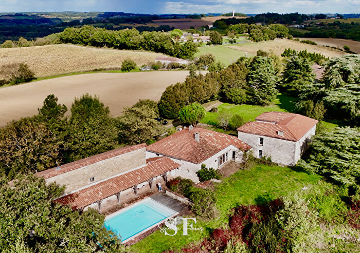 Maison à vendre - Colayrac-Saint-Cirq - 10 pièces - 5 chambres