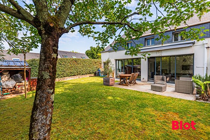 Nantes, Eraudière, La Marrière, Rond-point de Paris : Maison 6 pièces à vendre