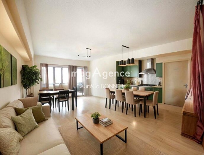 Maison à vendre - Saint-Germain-lHerm - 13 pièces - 10 chambres