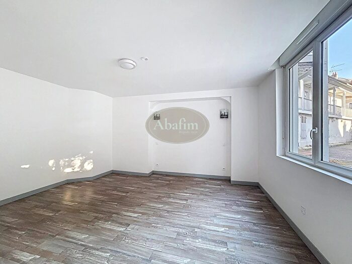 Appartement à vendre - Tarbes, Centre-ville - 3 pièces - 1 chambre