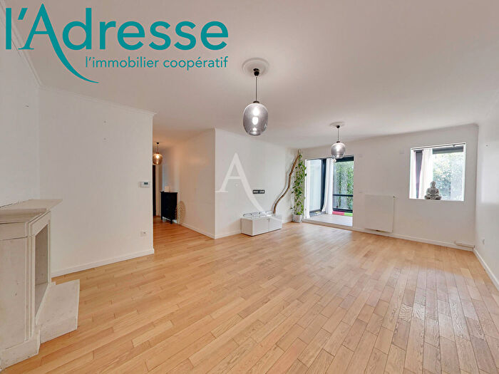 Appartement à vendre - Noisy-le-Grand, Centre-ville - 4 pièces - 3 chambres