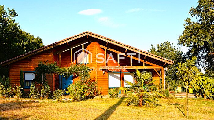 Maison à vendre - Cazaubon - 6 pièces - 4 chambres