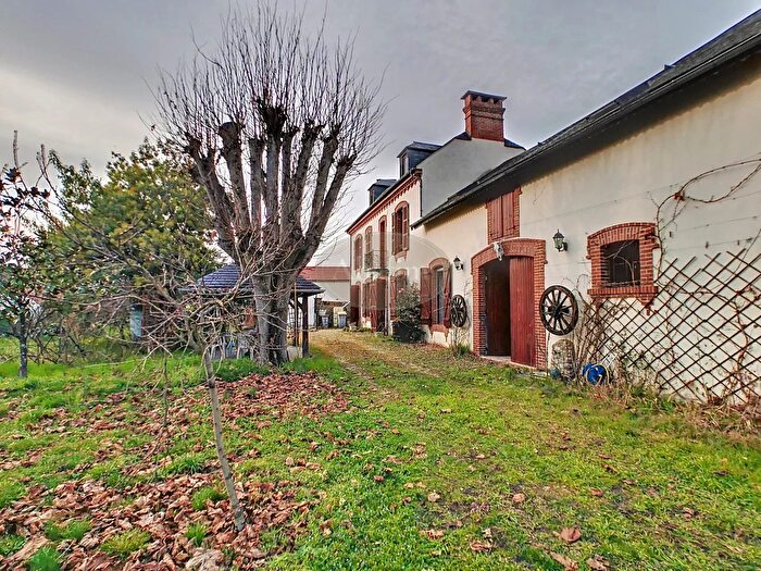 Maison à vendre - Aureilhan - 8 pièces - 5 chambres