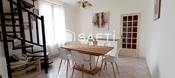 Maison à vendre - Saintes, Saint-Sorlin, La Récluse - 4 pièces - 3 chambres