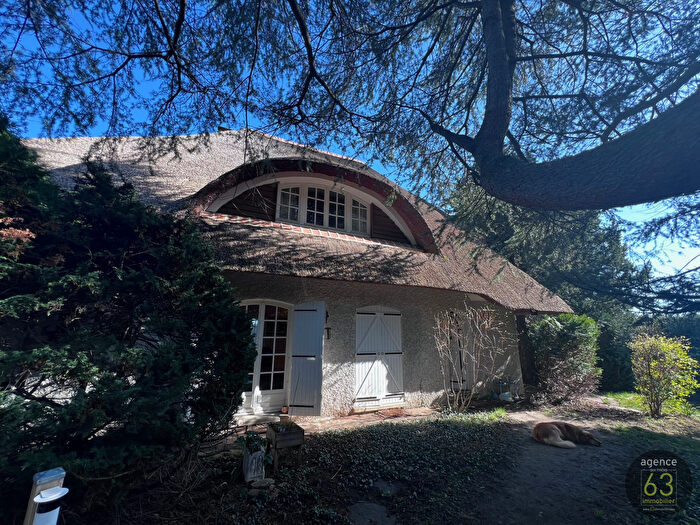 Maison à vendre - Chamalières, Hauteurs de Chamalières, Les Savarounes - 4 pièces - 3 chambres