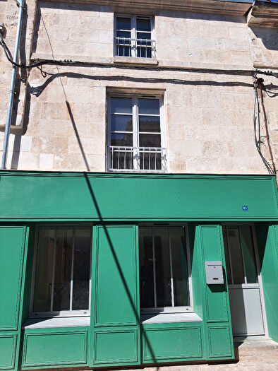 Fontenay-le-Comte, Centre-ville, Les Loges, La Pommeraie, La Sablière : Maison 3 pièces à louer