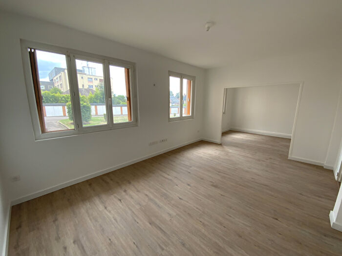 Appartement 4 pièces à Évreux, Centre-ville, à louer