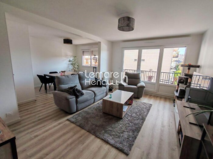 Appartement 4 pièces à Dreux, à louer