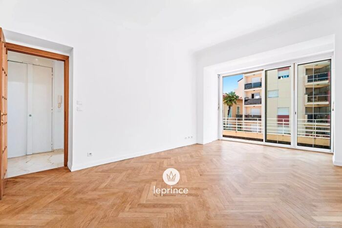 Appartement à vendre - Nice, Cessole - 4 pièces - 2 chambres