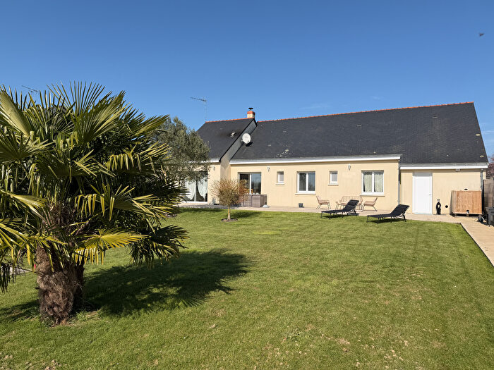 Maison à vendre - Combrée - 5 pièces - 4 chambres