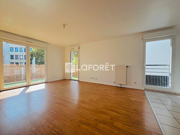 Appartement 3 pièces à Saint-Ouen-l'Aumône, Centre-ville, Prairie, à vendre