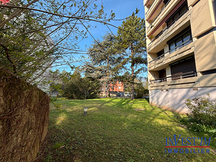 Appartement à vendre - Saint-Genis-Laval, Centre-ville - 4 pièces - 3 chambres